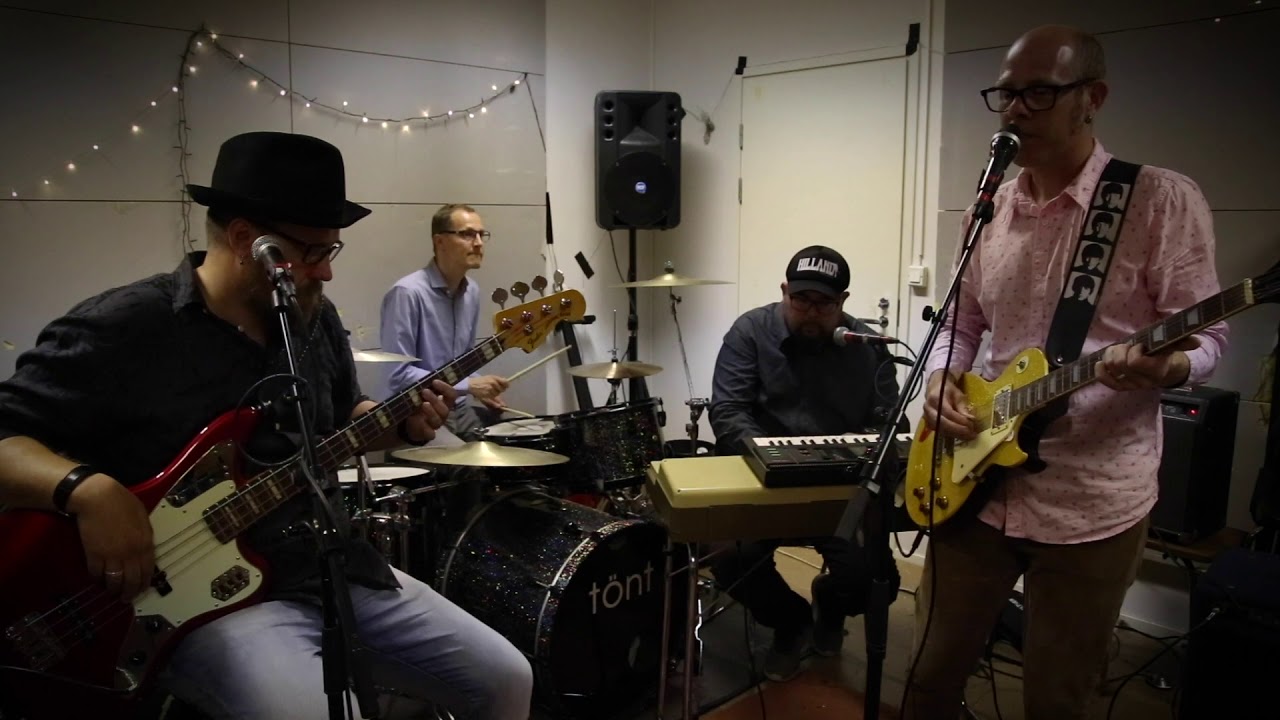 OCTA 18th Anniversary - Harry Hunks (encore) - One Chord To Another - A Finnish Pop Site